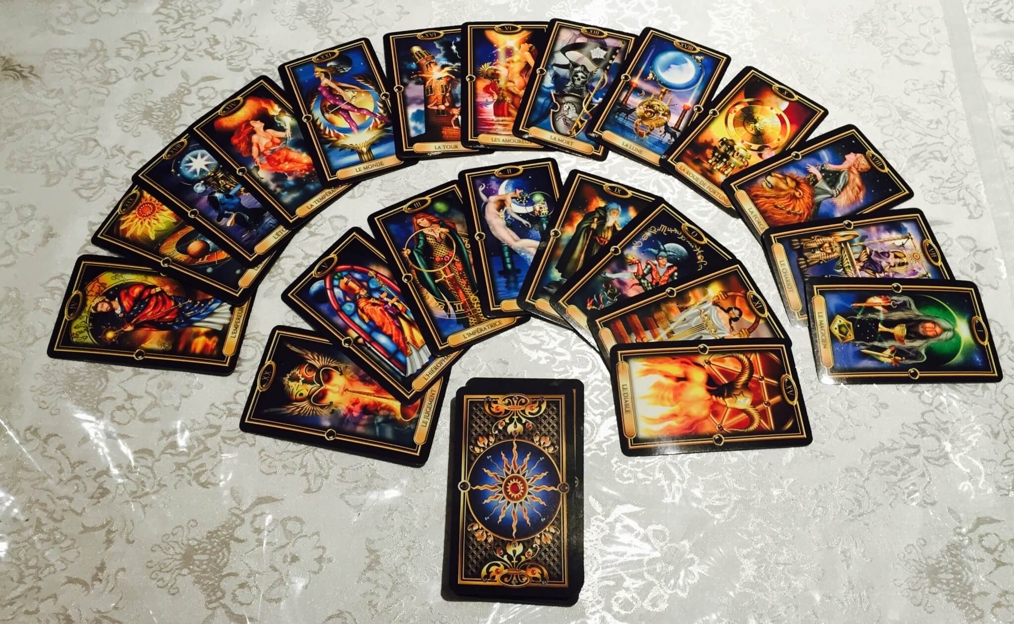 Jeux de tarots – Portail de l'Essence-ciel
